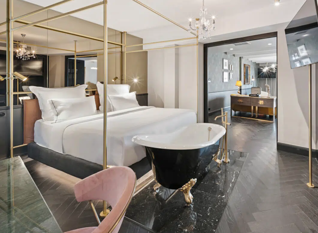 Skylark Athens: Luxury hotel with a pool and a view of the Acropolis