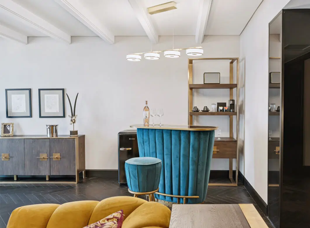 Skylark Athens: Luxury hotel with a pool and a view of the Acropolis