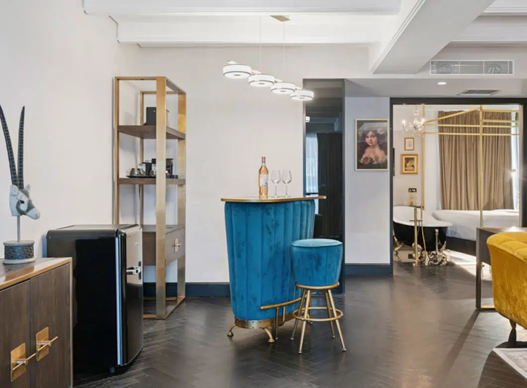 Skylark Athens: Luxury hotel with a pool and a view of the Acropolis